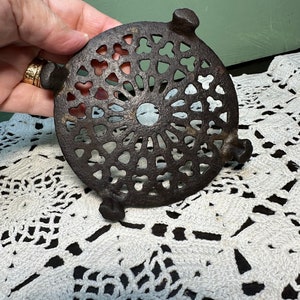 Antique Cast Iron Lace Round Trivet Unmarked - Etsy