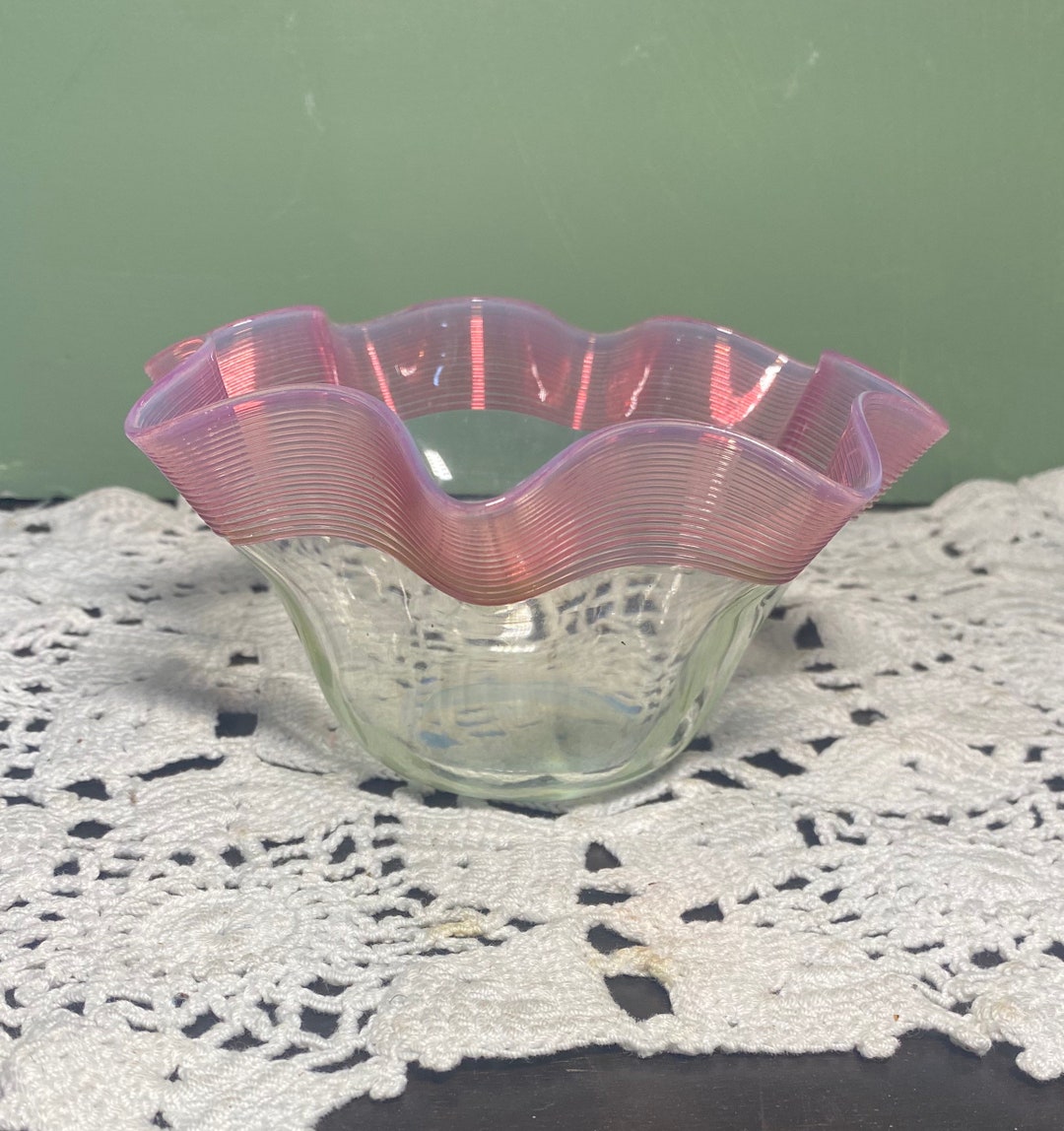 Antique Elegant BOWL Threaded Opalescent Opal Rubina Cranberry Art ...