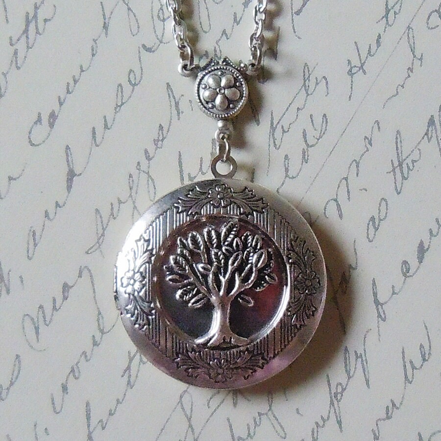 Tree Locket Tree of Lifeyggdrasillthe World Tree Elegant - Etsy