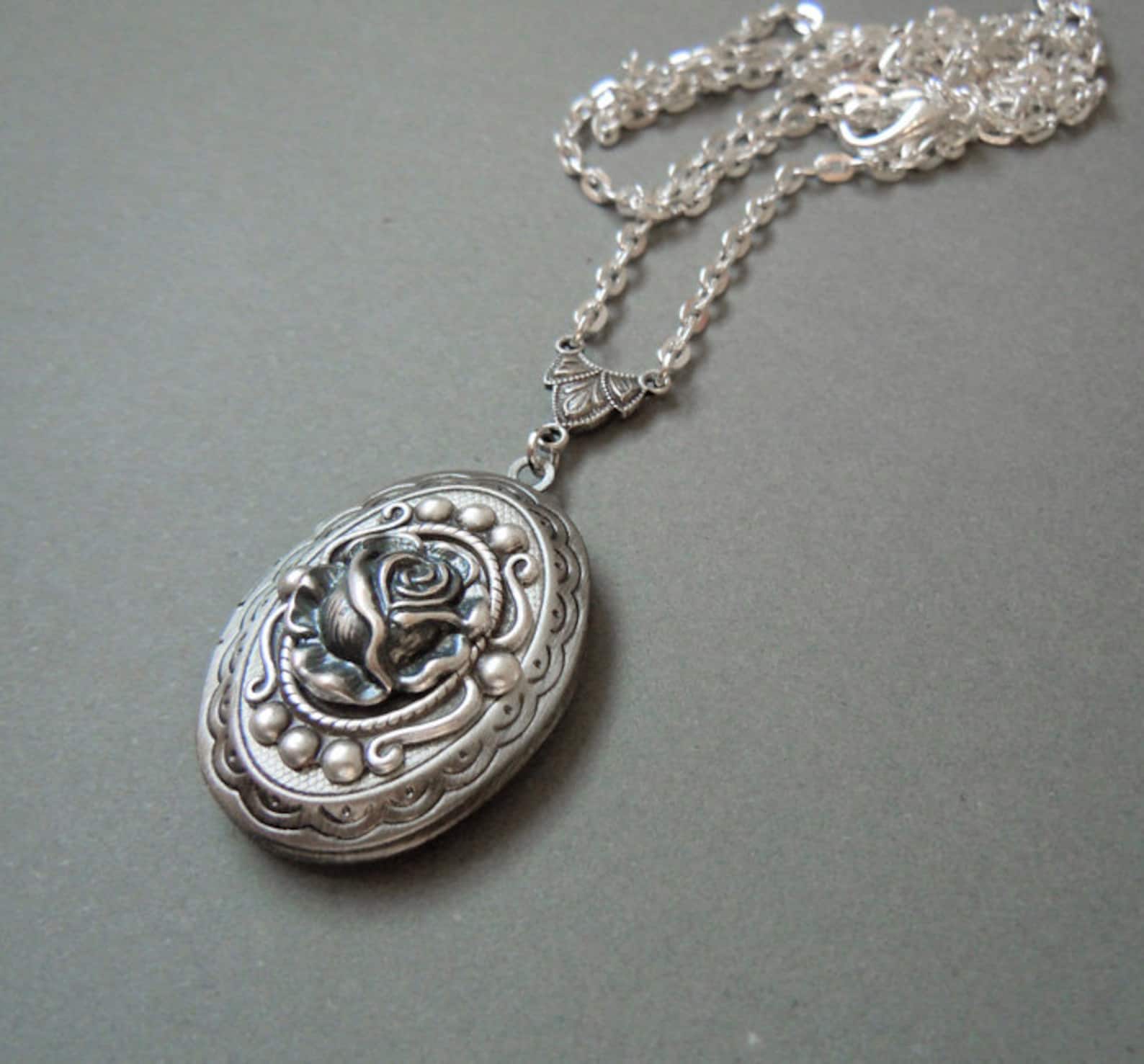 Rose Flower Locket Winter Rose Antique Style Silver Locket - Etsy