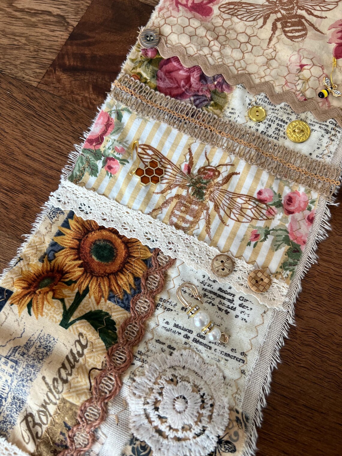 Vintage Fabric Snippet Roll Sunflowers and Bees 51 Inches X 6 Inches - Etsy