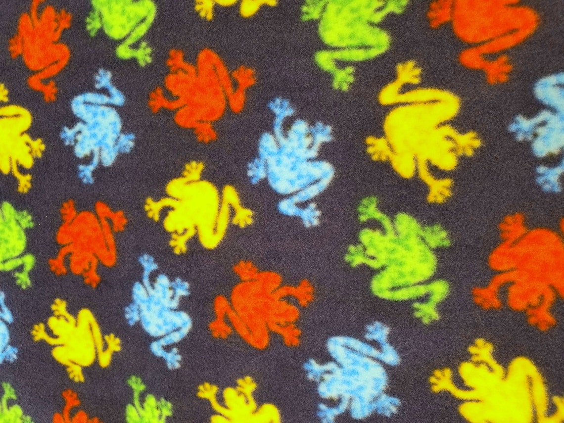 FROGS Fleece Blanket, Double Layer - Frogs Print on Navy Background ...
