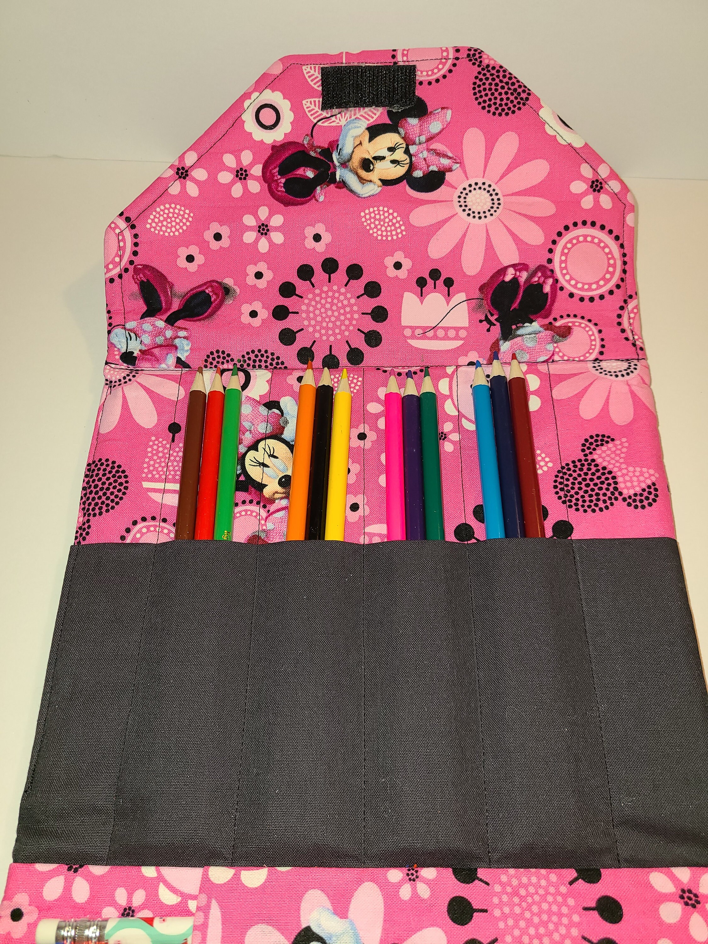 Minnie Mouse Children's 9 X 8 Activity Pencil Wallet, 12 Colored ...