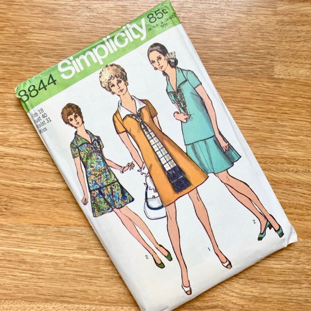 Simplicity 8844 1970s Pattern for Misses' V-neck Dress or Overblouse ...