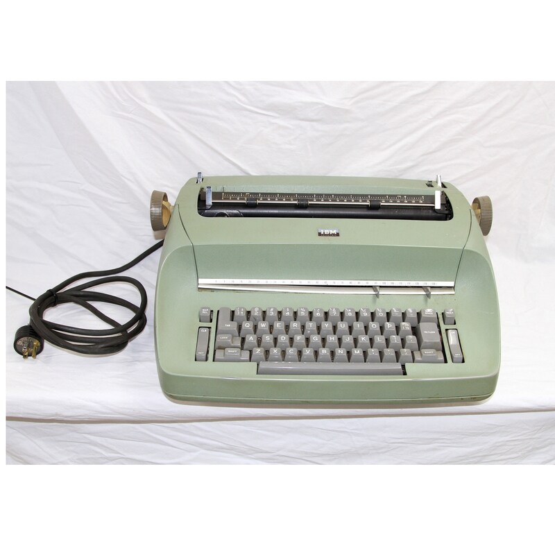 Electric Typewriter - Etsy