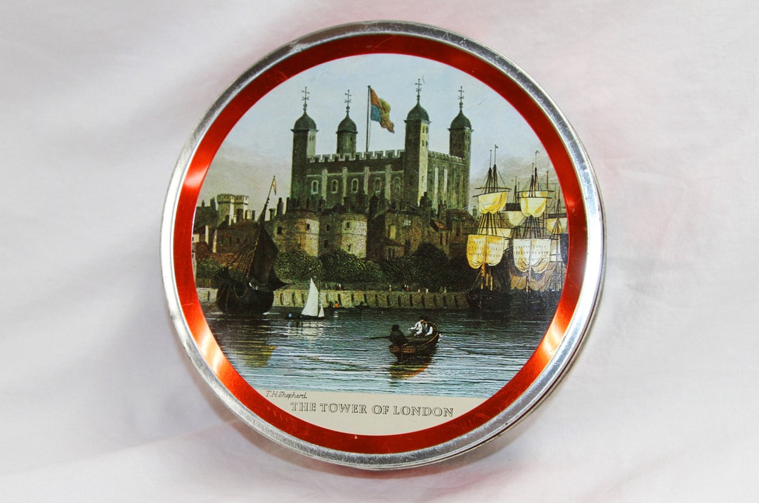 Tower of London Round Tin - Callard & Bowser Toffee Tin - Made in Great ...