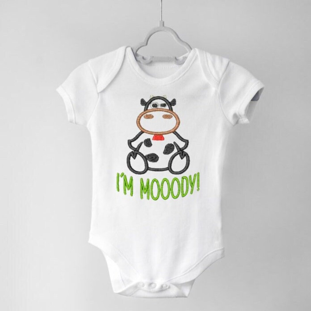 Funny Moo Cow Embroidery Design: Farm Animal Applique (4x4 & 5x7 ...