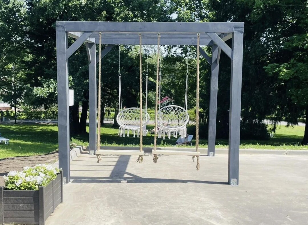 Handmade Hanging Swing - Outdoor Swing for Your Garden - Etsy