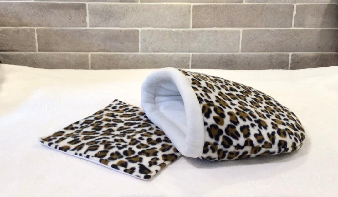 Guinea Pig Cuddle Cosy & Pee Pad Handcrafted Fleece Cosies Comfy ...