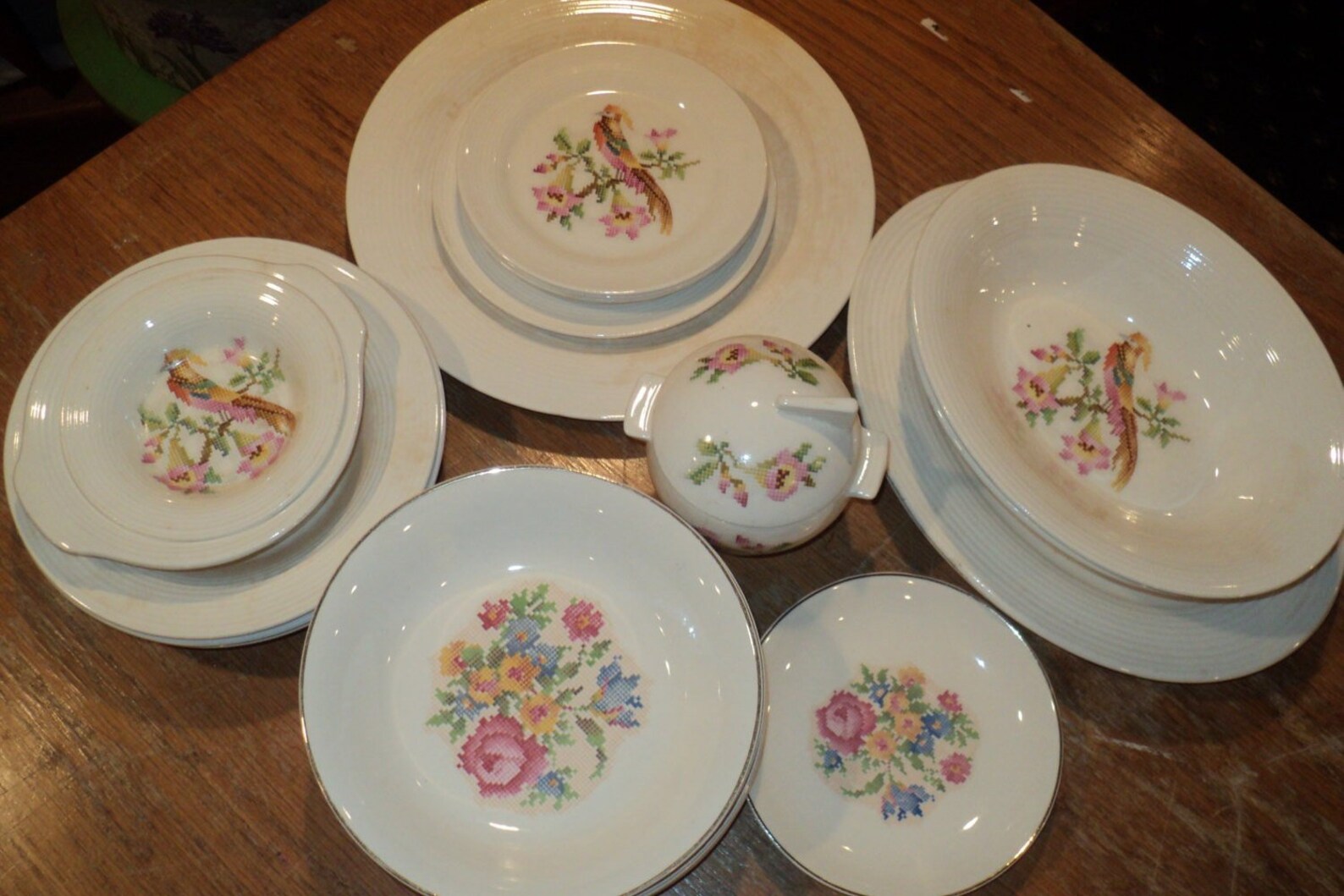 Vintage Leigh Ware Dish Set, Cross Stitch Bird Design, 24 Piece - Etsy