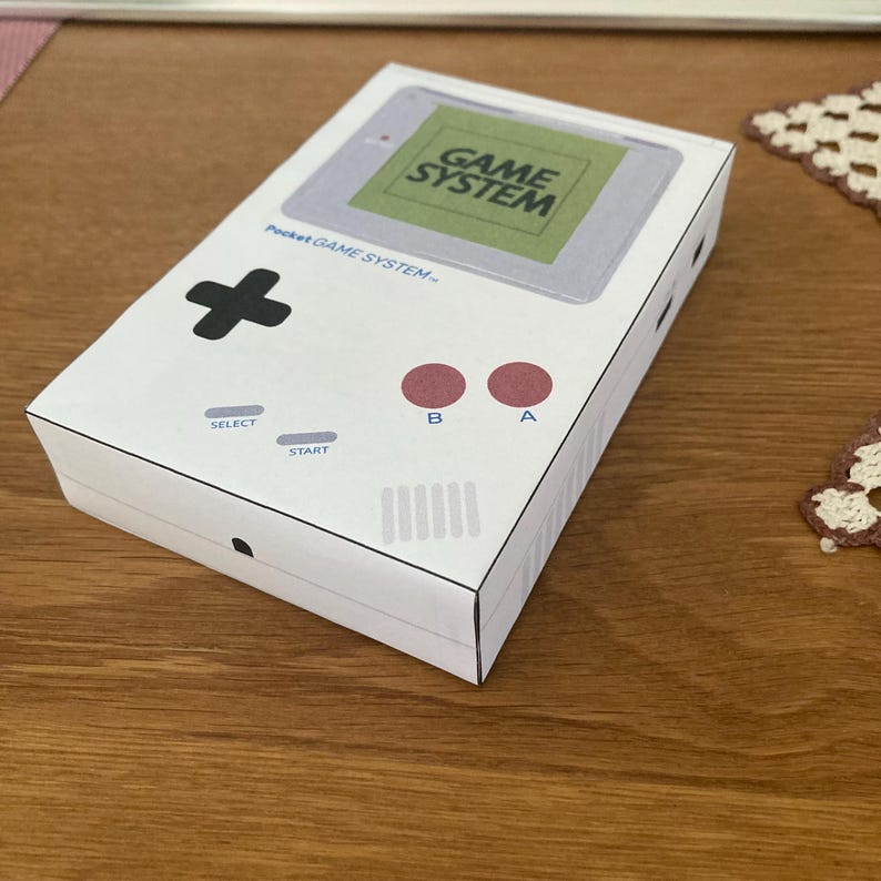 Retro Handheld Console Papercraft – DIY Gaming Decor (digital Download ...