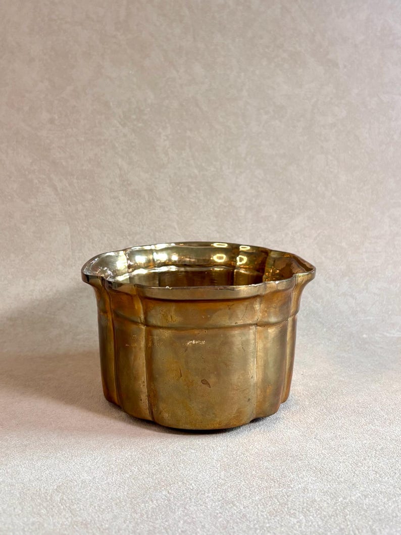 Vintage Heavy Brass Planter, Scalloped Brass Cachepot, Solid Brass Bowl ...