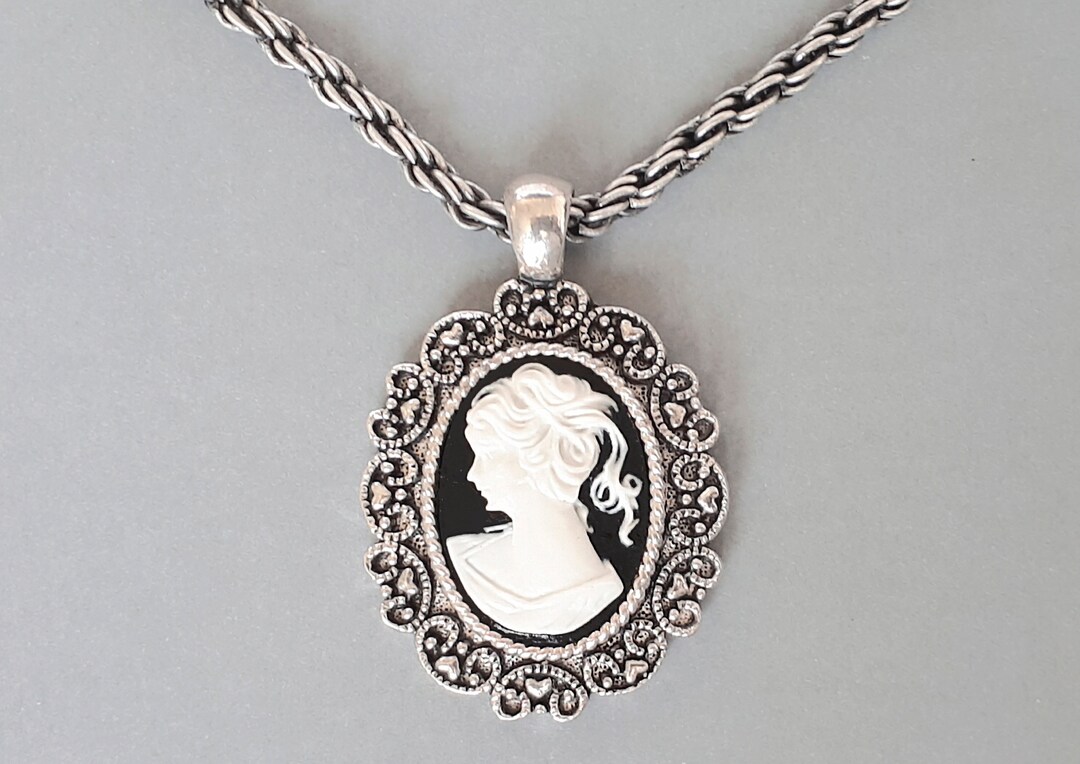 Vintage Cameo Necklace, Silver Tone Metal, Plastic Cameo Pendant ...