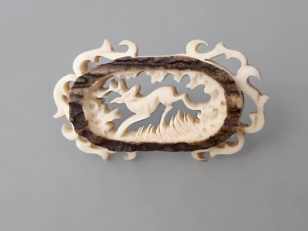 Vintage Hand-carved Antler Brooch With a Motif of a Deer - Etsy