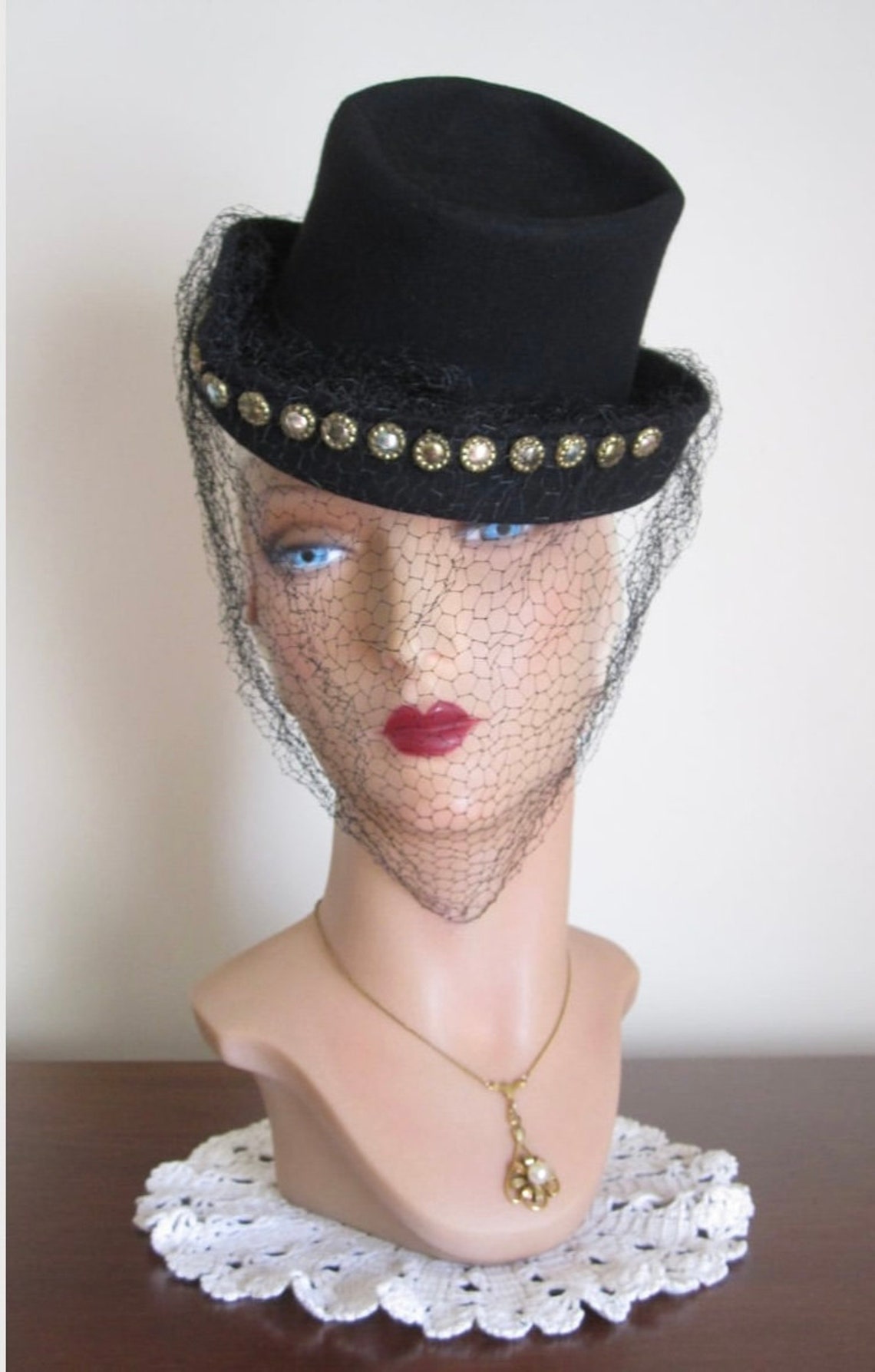 Amazing 1940s Tilt Topper Hat - Etsy UK
