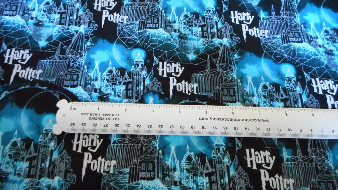 Beautiful Harry Potter 100% Cotton Fabric 18 Long X 44 Wide half Yard ...