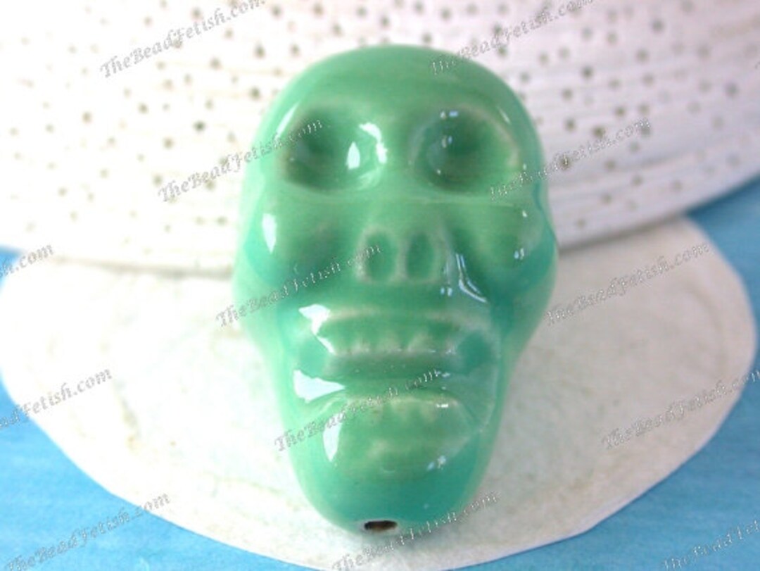 1 Large 48 X 24mm Seafoam Green Shiny Glaze Ceramic Skull Bead, Green ...