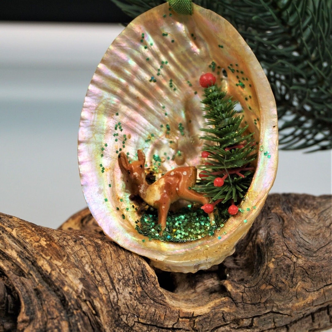 Vintage Christmas Reindeer Christmas Shell Ornament Oyster Shell ...