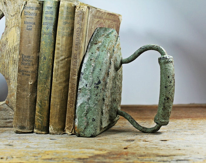 Vintage Patina Sad Iron--book End - Etsy