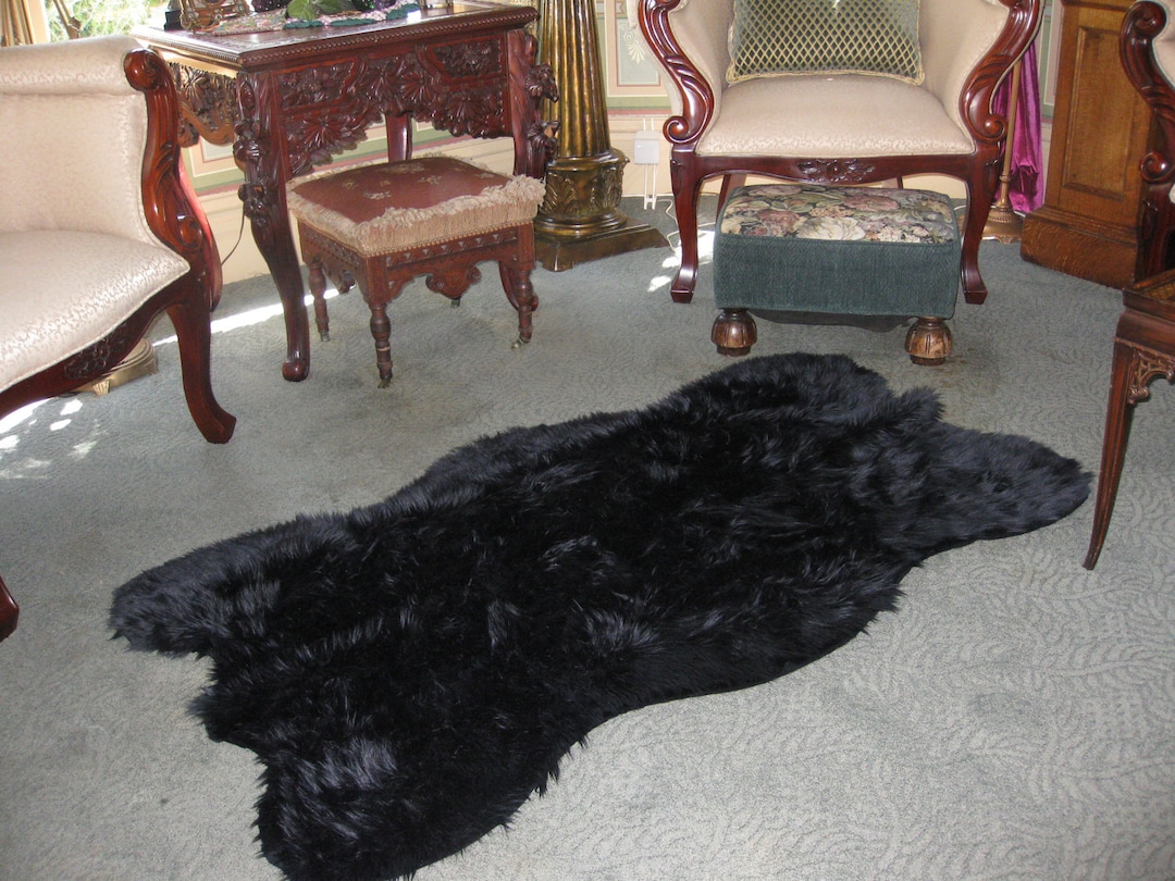 7' Faux Fur Bear Skin Pelt Rug, Black Bear, Life Size Accent Rug ...