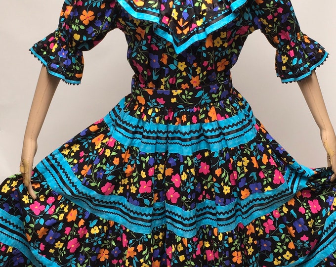 Suzis Ruffles Round Square Dance Set - Etsy