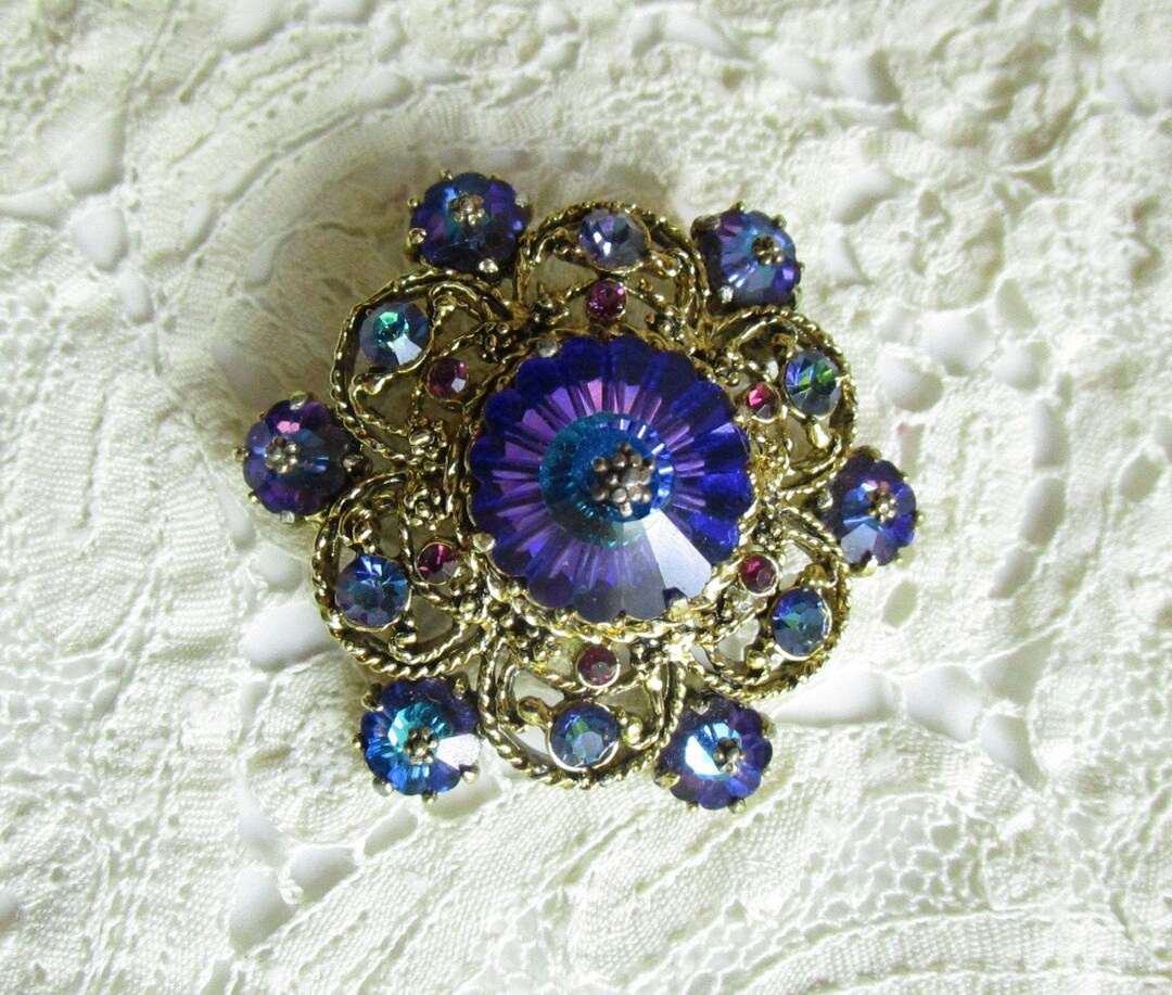 Spectacular Vintage Weiss Brooch With Color-shifting Purple & - Etsy