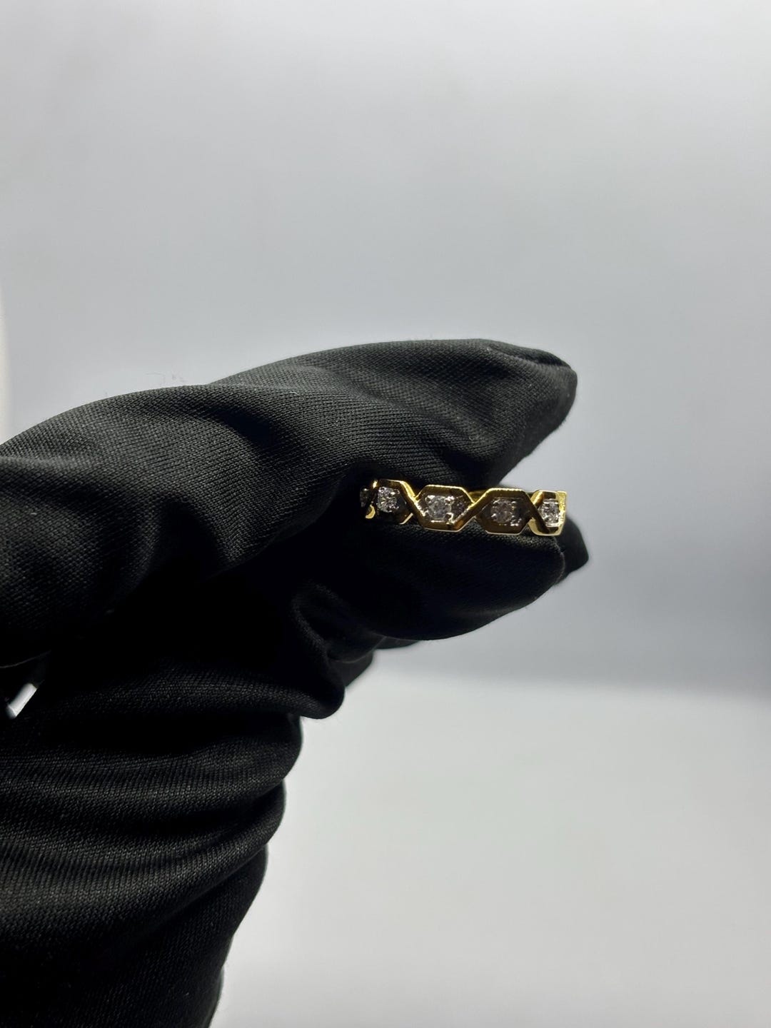 14K Solid Gold Zig Zag Hexagon Diamond Eternity Ring – Minimalist ...