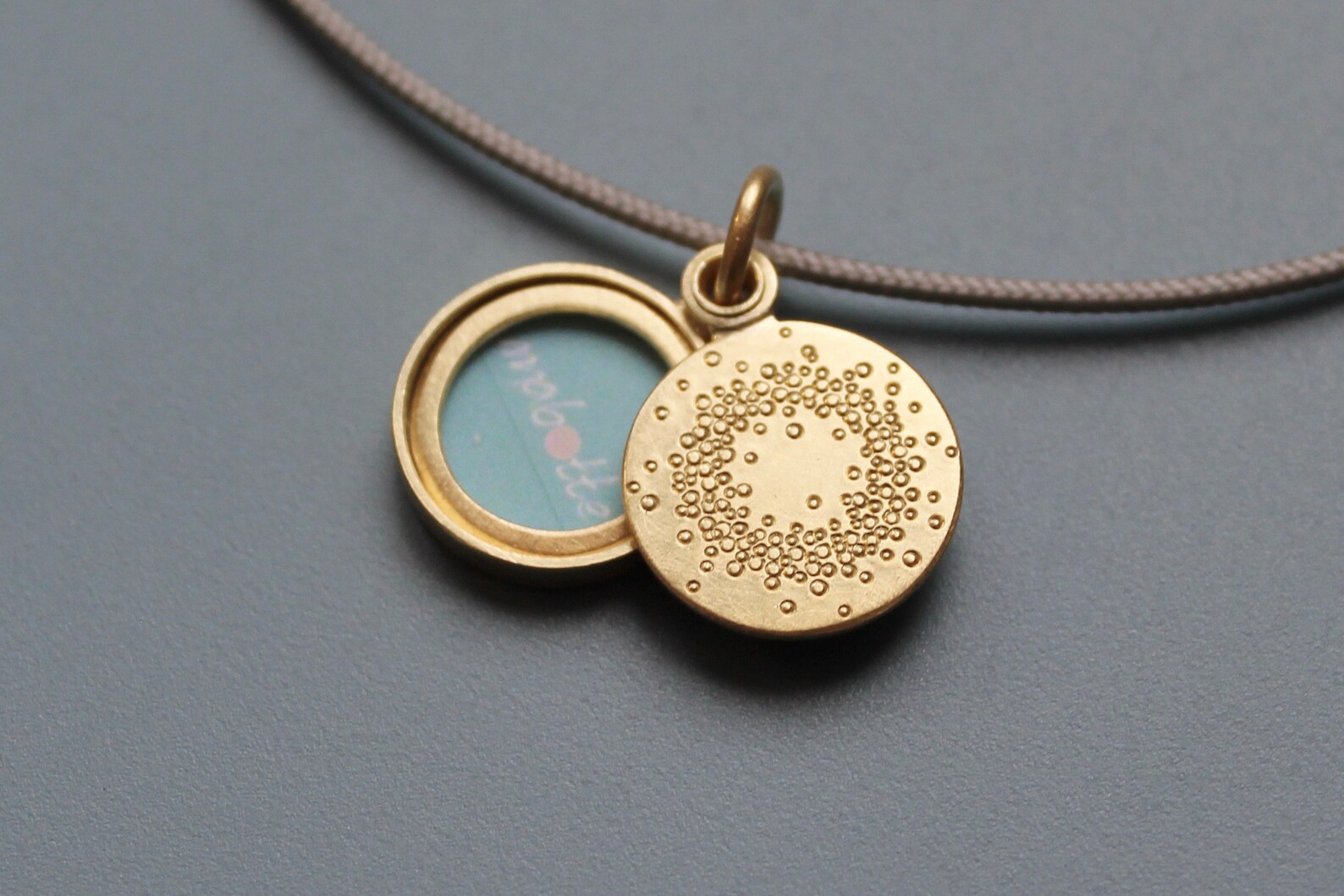 Small Golden Locket for One Picture With 1000 Dots Design - Etsy