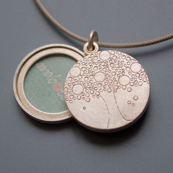 Family Tree Locket - Etsy