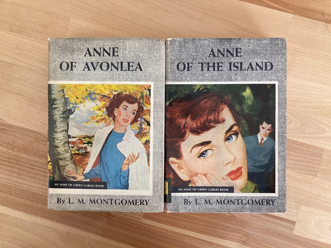 Set of Two Vintage Books Anne of Avonlea and Anne of the Island by ...