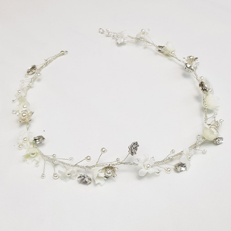 Pieza de pelo de pieza nupcial, tocado floral, tiara de novia blanca ...