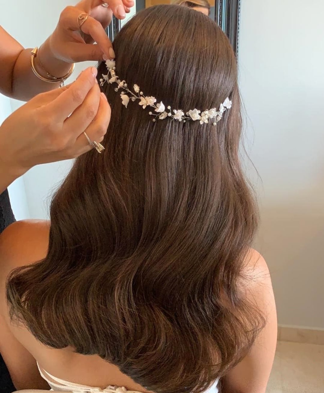 Pieza de pelo de pieza nupcial, tocado floral, tiara de novia blanca ...