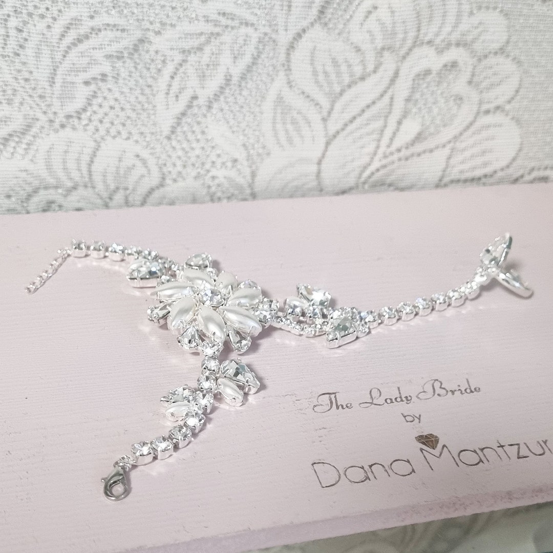 Crystal Pearl Hand Chain Elegant Zirconia Pearl Ring - Etsy