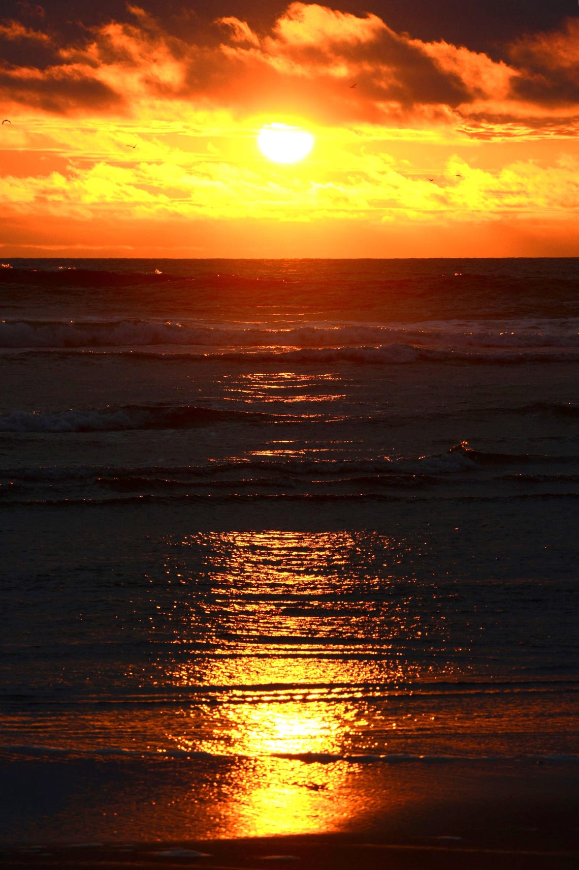 A Beautiful Sunset at Long Beach WA. Just a Stunning Night. - Etsy