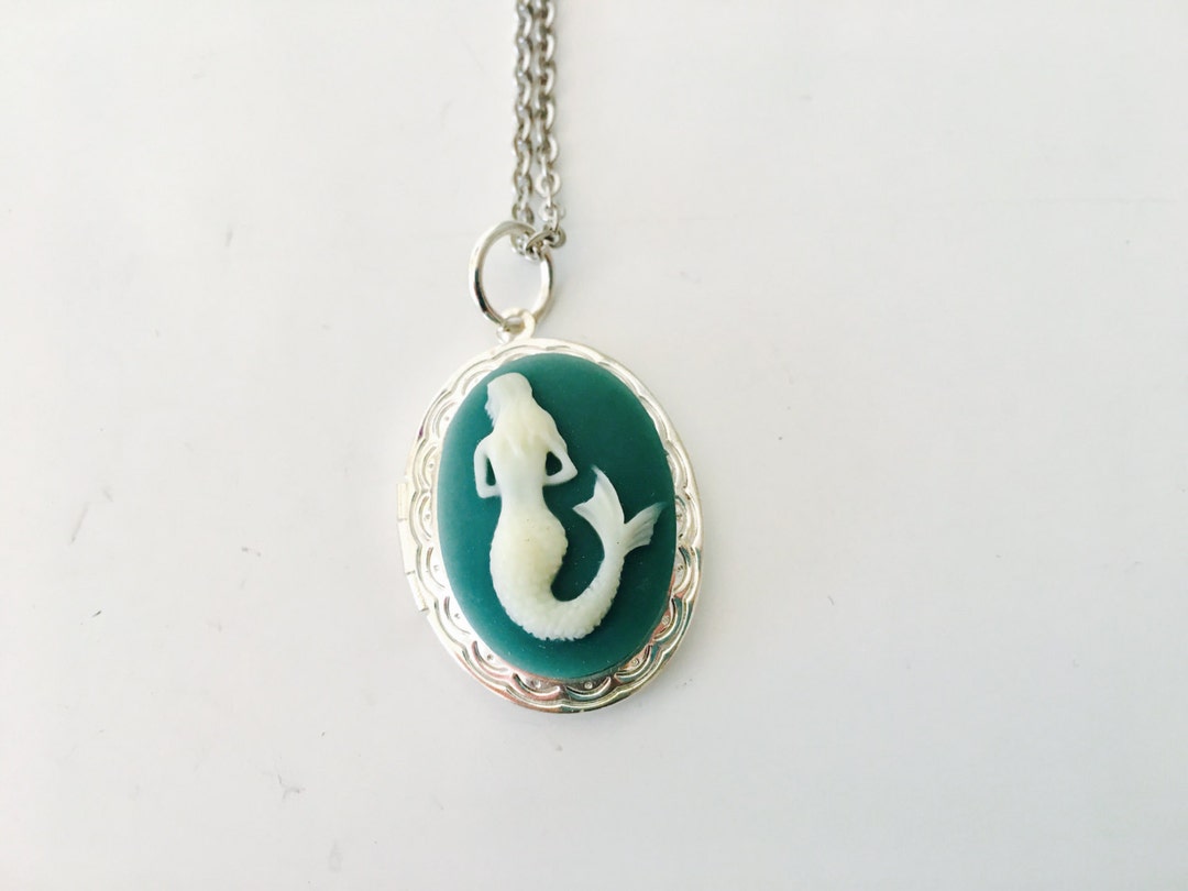 Mermaid Locket Necklace, Mermaid Cameo, Silver Locket, Gift for Her - Etsy