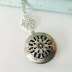 Snowflake Locket, Aromatherapy Locket, Silver Locket, Oil Diffuser - Etsy