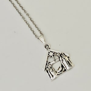 Nativity Necklace, Christmas Jewelry, Manger Scene - Etsy