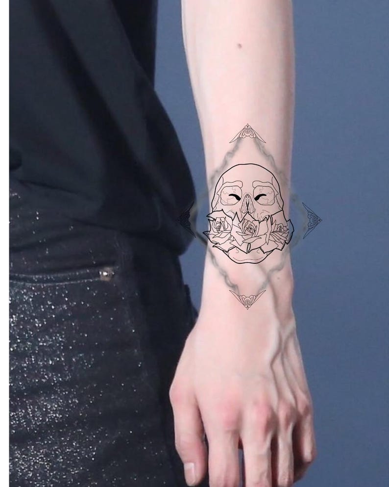 Neo Traditional Skull Rose Tattoo Design – Floral Smoke Stencil ...