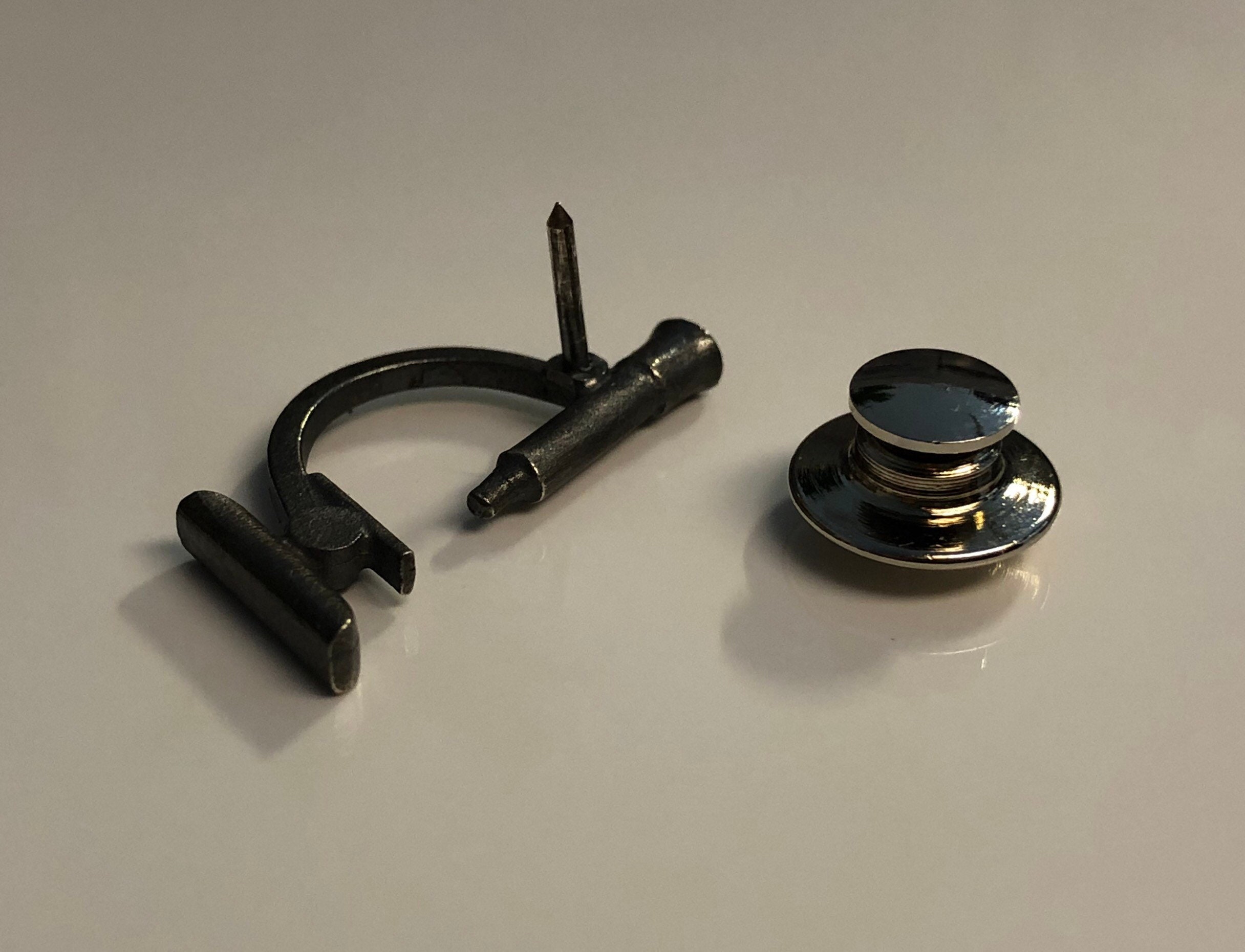 Microscope, Microscopio ,pin Microscope, Pin De Microscopio, Silver Pin ...