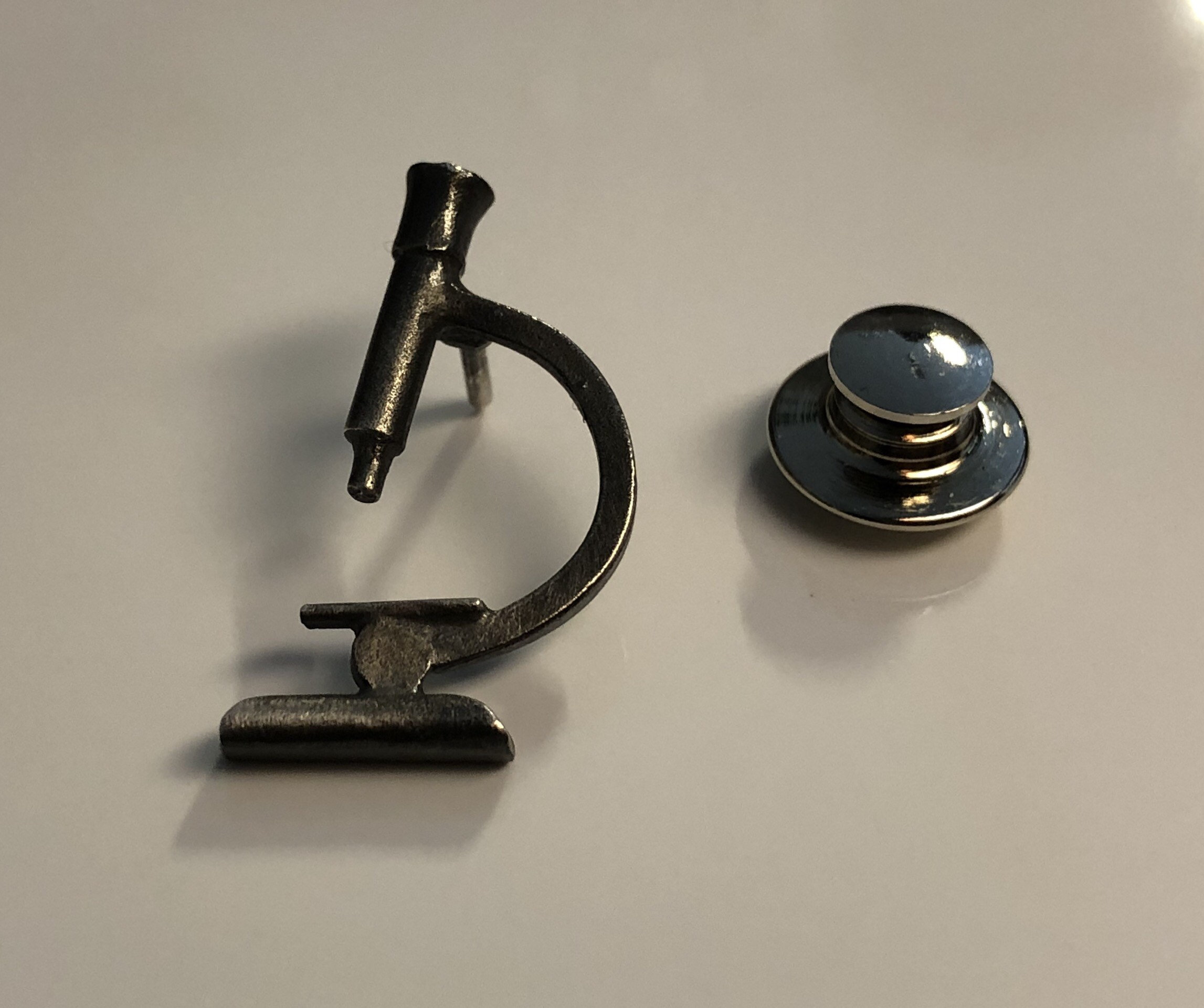 Microscope, Microscopio ,pin Microscope, Pin De Microscopio, Silver Pin ...