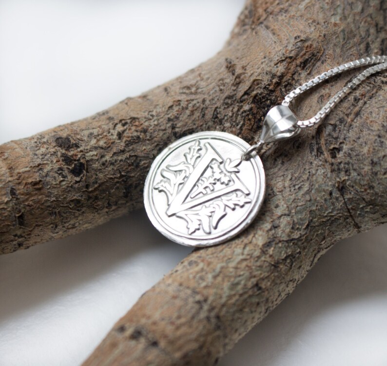 As seen on Victoria Lyn Beauty Silver Initial necklace | Etsy