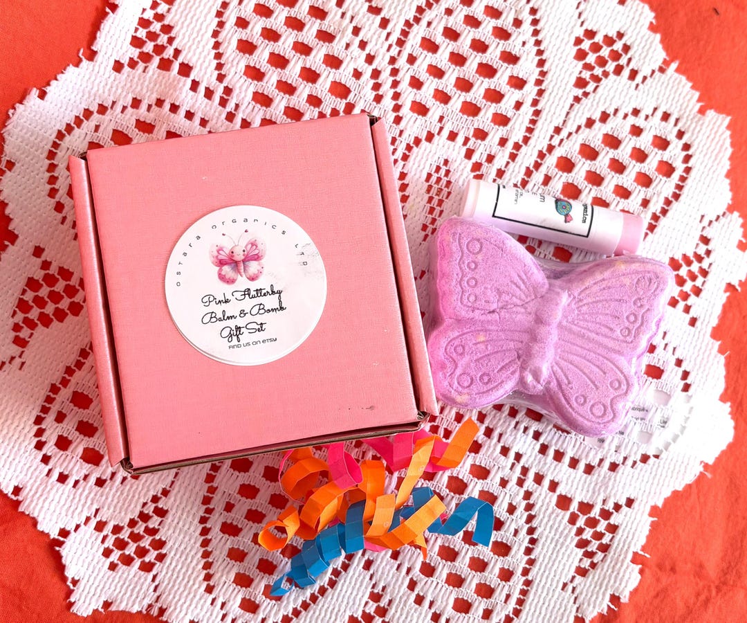 Butterfly Bath Bomb Gift Set: Bomb & Balm With Bubblegum Lip Balm-gift ...