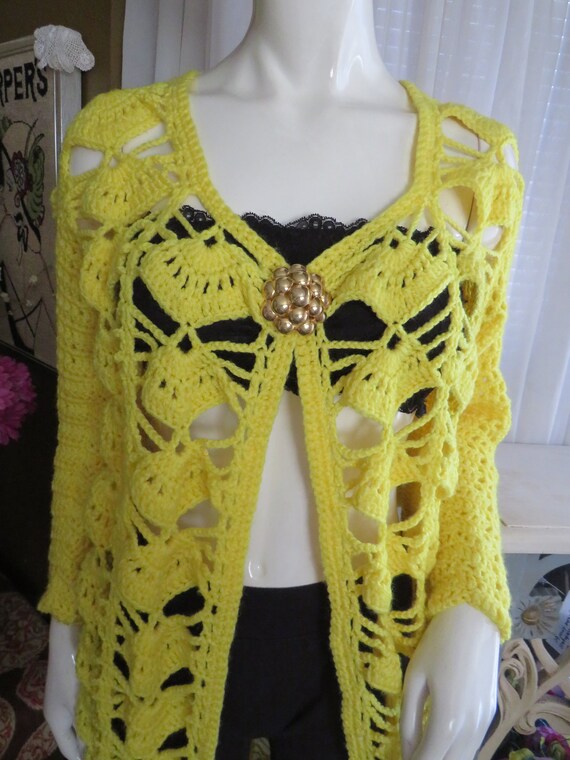 Vintage Bright YELLOW CROCHET JACKET----No Label Or S… - Gem