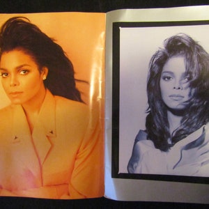 1990 Autographed JANET JACKSON "rhythm Nation" World Tour Program ...
