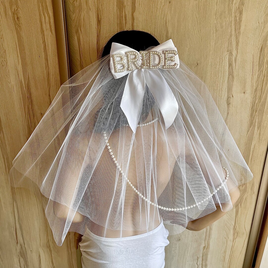 White Bride to Be Veil With Text BRIDE for Bachelorette Party Wedding ...