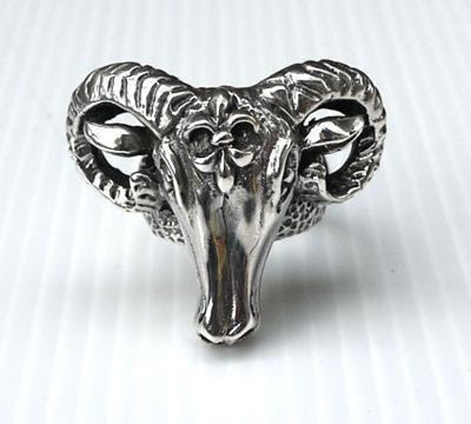 Ram Head Ring Ram Ring Animal Ring Silver Bone Ring - Etsy