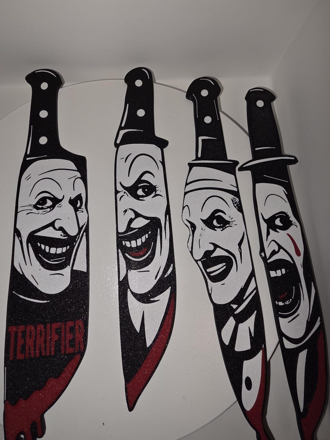 Terrifier Art the Clown Bloody Knife Set – Horror Prop Decor - Etsy