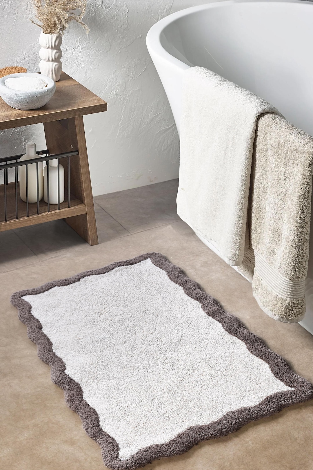 Natural Brown Scalloped Cotton Bath Mat, Tufted Bathroom Rug, Minimal ...