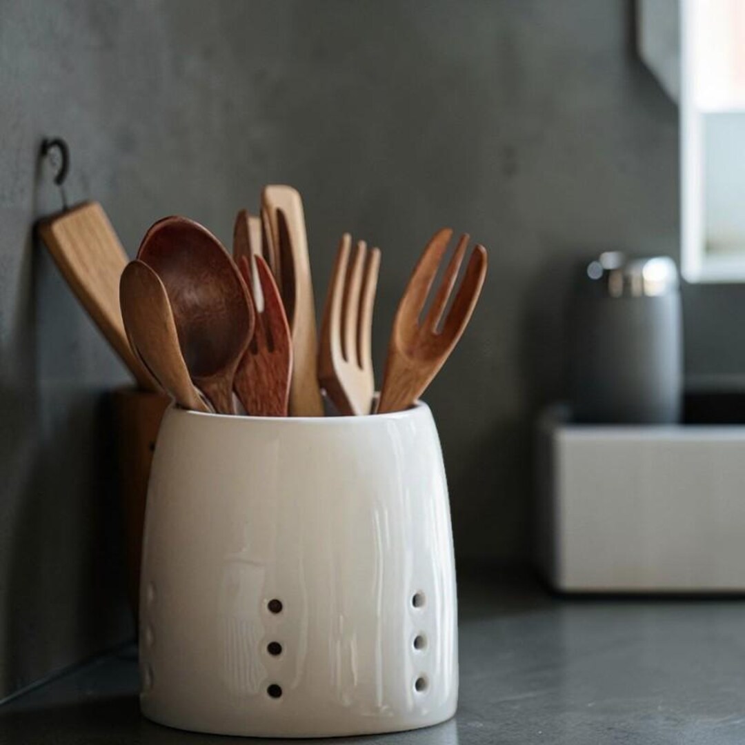 Vintage Farmhouse Ceramic Utensil Holder – Strawberry Motif Kitchen ...