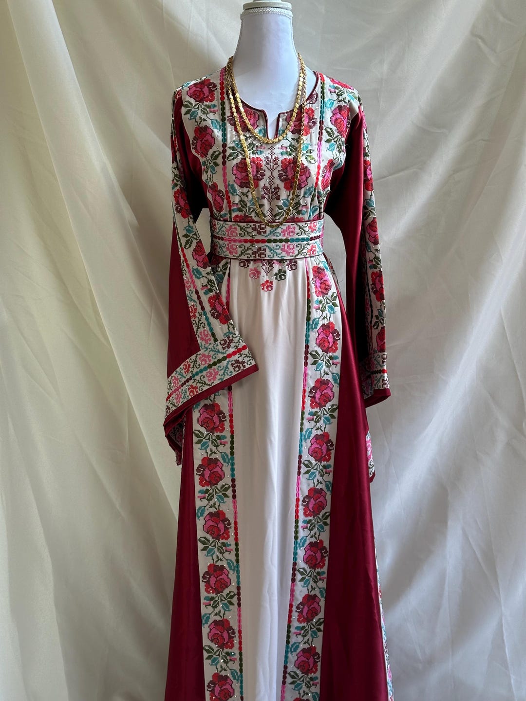 Red Floral Traditional Middle Eastern Thobe - Etsy